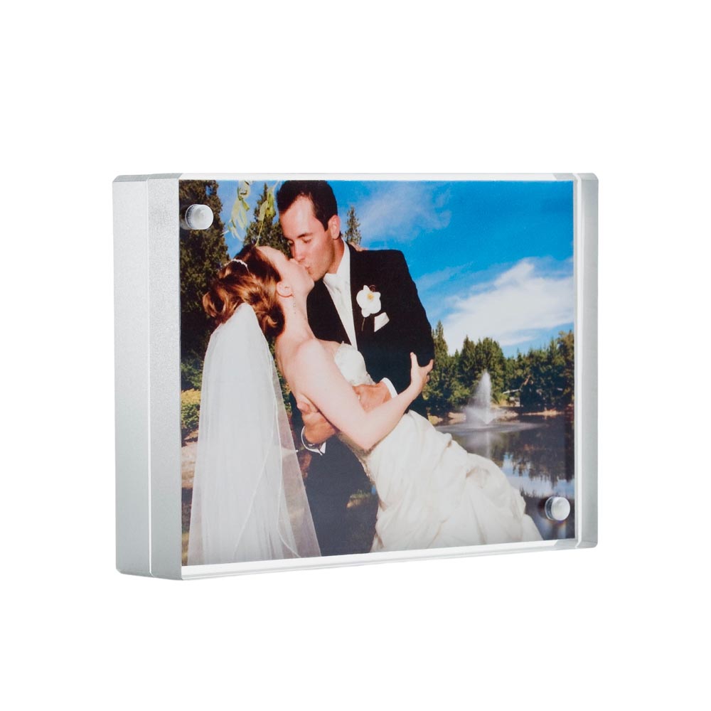 Color Edge Magnet Frame in Silver – spennie